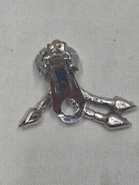 Jay Kel | Jewelry | Jey Kel Original Pin Back Brooch And Clip On ...